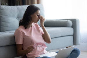 How Does Extended Screen Time Affect The Eyes? | VisionPoint Eye Center